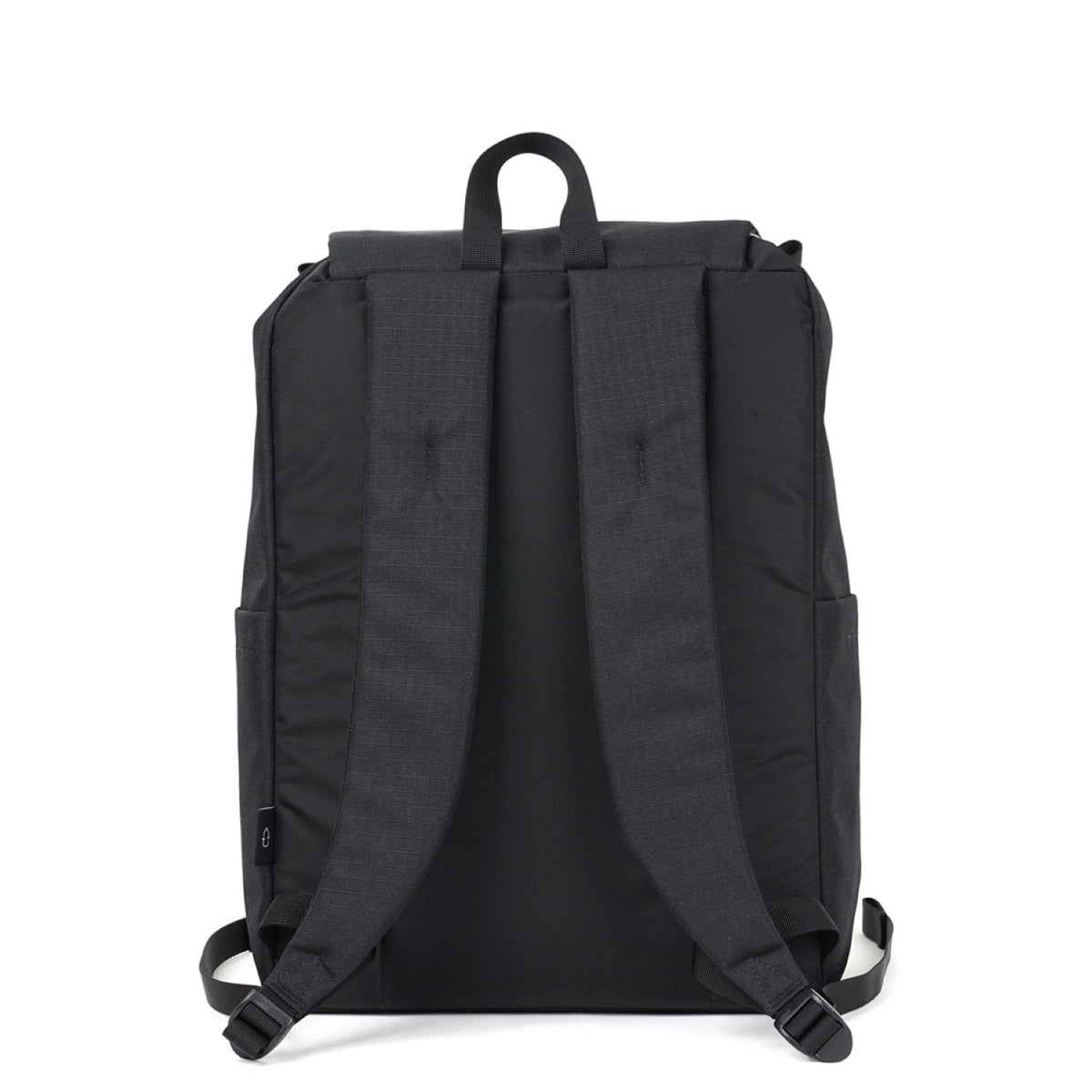 Hellolulu Saro Utility Flap Backpack M Recycled (Charcoal Black) – The Planet Traveller
