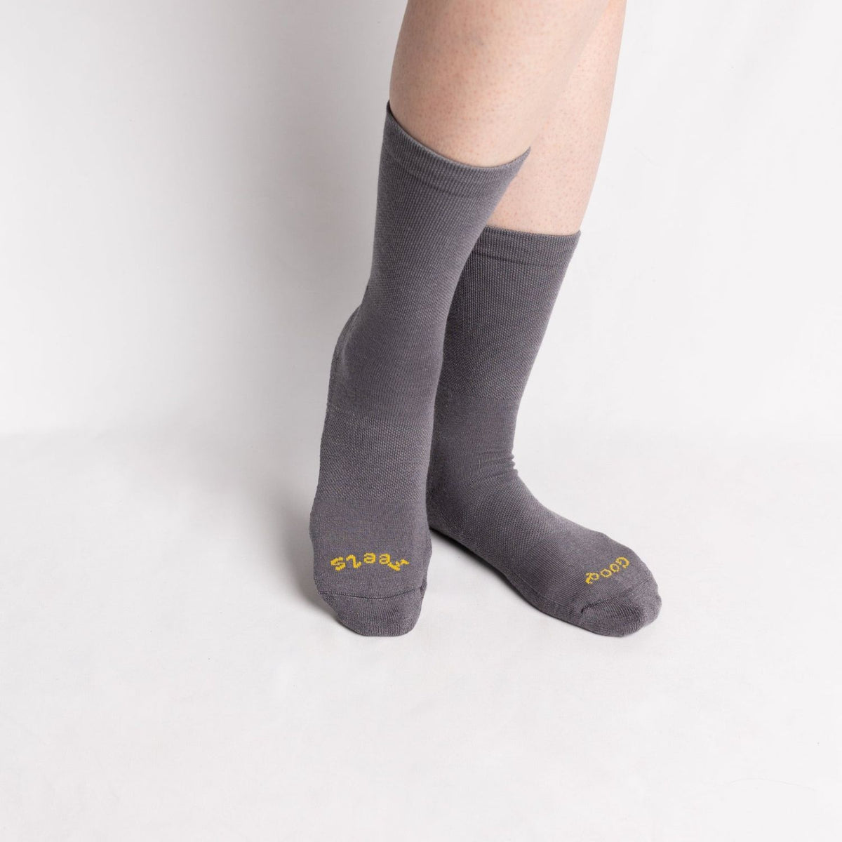 Paire Merino Wool-Blend Calf Sock (Shadow) - S – The Planet Traveller