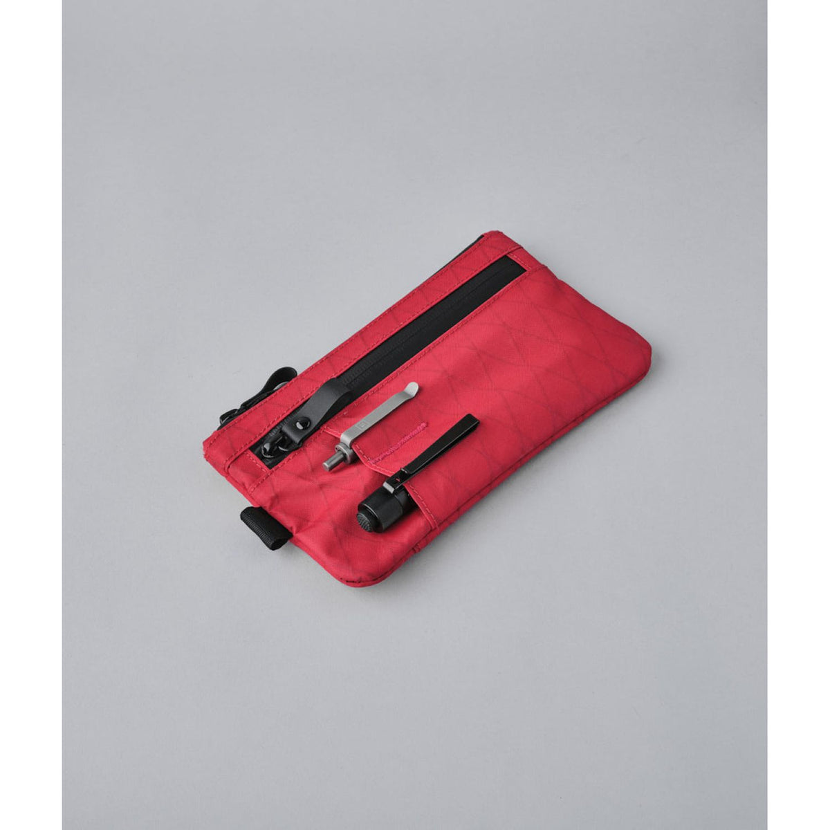 ALPAKA Zip Clutch X-Pac VX21 (True Red) – The Planet Traveller