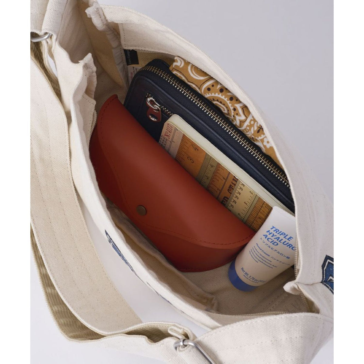 Anello Hazel Mini Shoulder Bag (Ivory) – The Planet Traveller