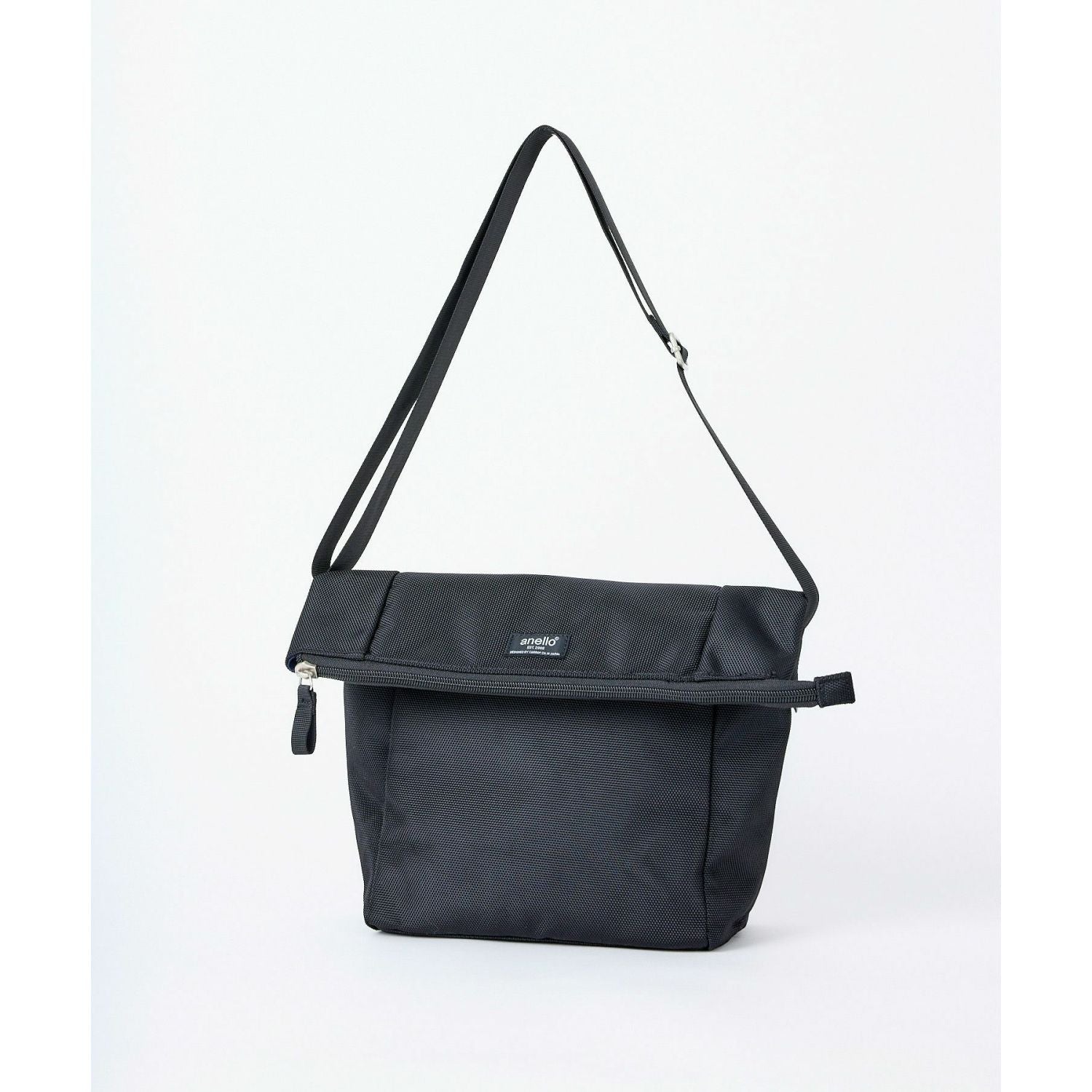 Anello Parcel Mini Shoulder Bag (Black) – The Planet Traveller