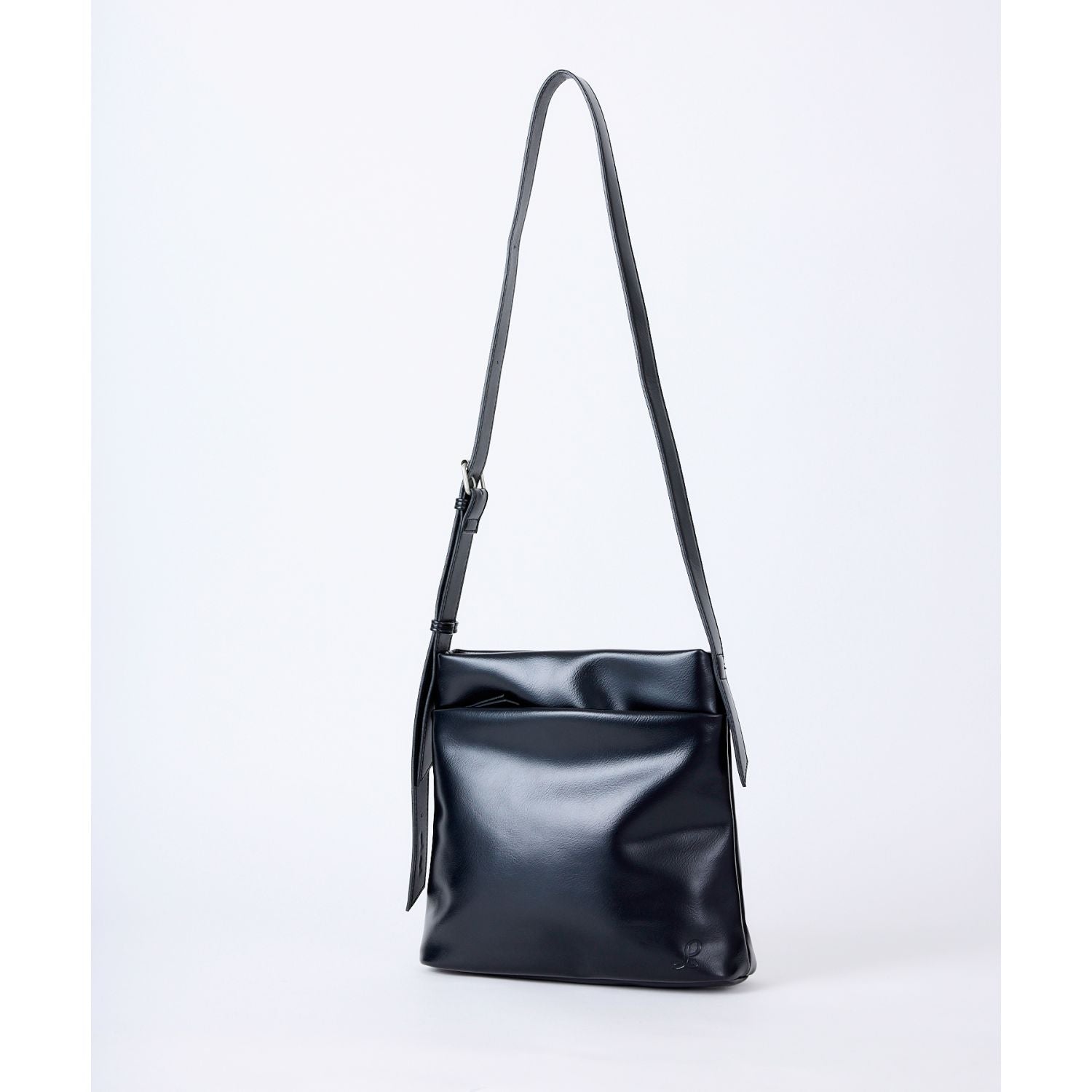 Legato Largo Link Shoulder Bag (Black) – The Planet Traveller