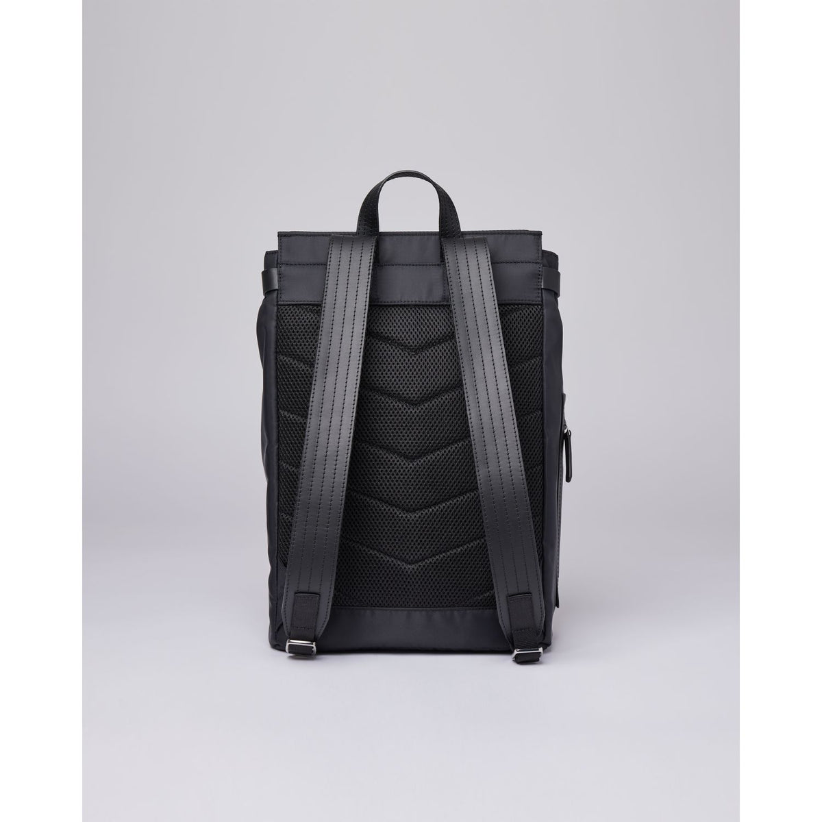 Sandqvist Alva Nylon Backpack - Black – The Planet Traveller